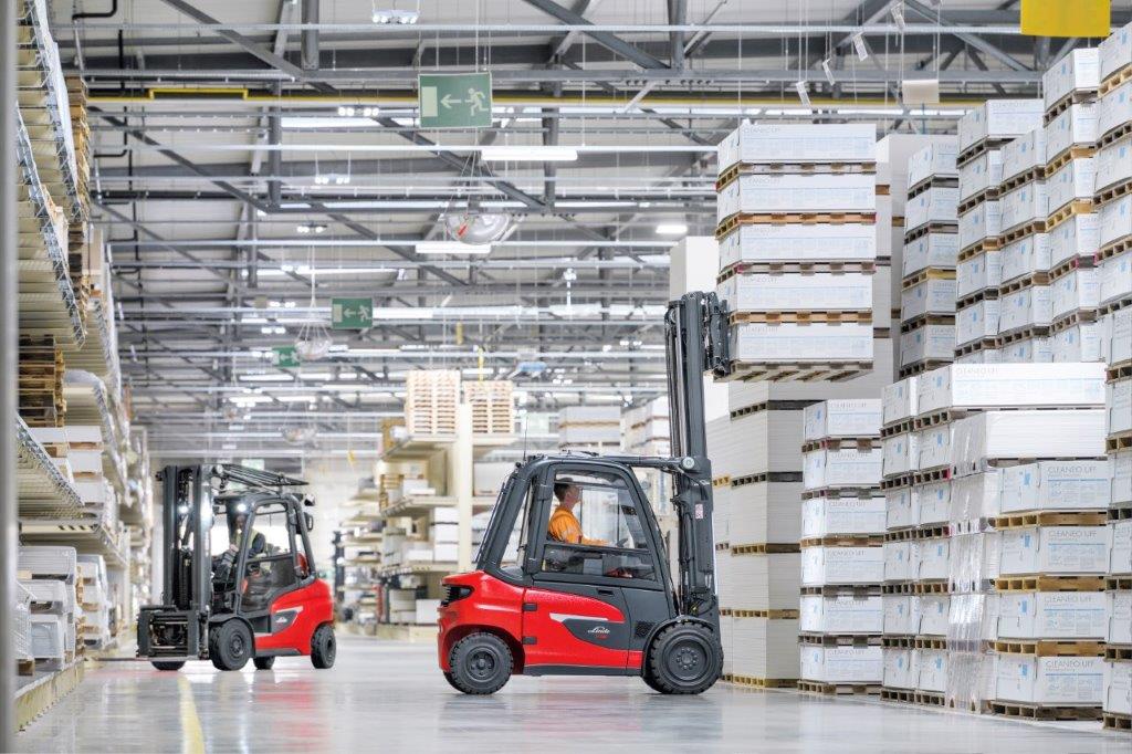 New Linde electric forklifts reach performance level of IC trucks ...